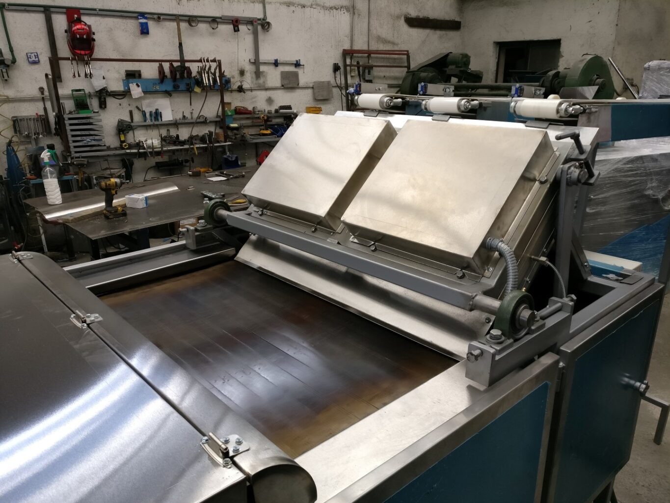 T7000 Wheat Flour Tortilla Machine with automatic grill and feeders